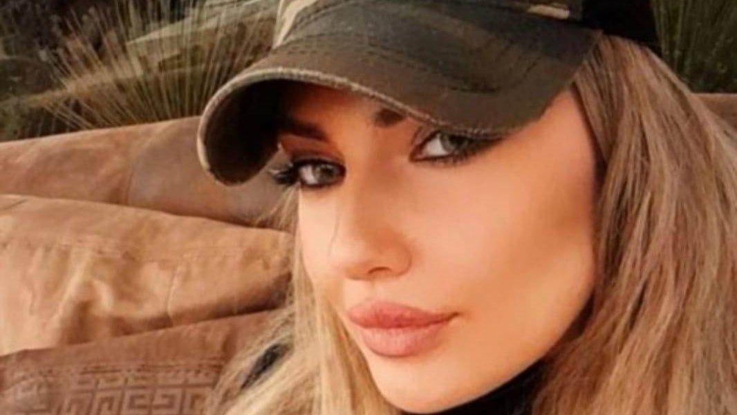 عشت معاه سنة كاملة بدون زواج | طليقة وائل كفوري تفجر مفاجأة