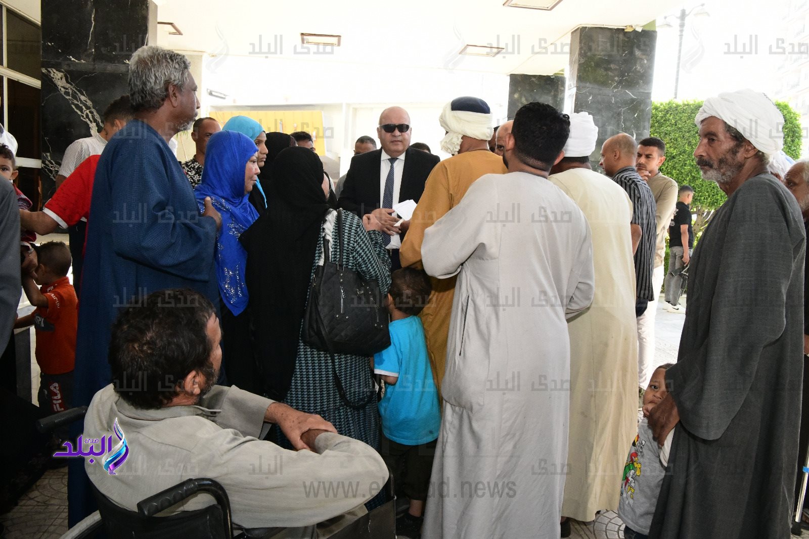 الفوج الرابع محافظ قنا يستقبل ذوي الهمم المُستلمين أطرافًا صناعية من