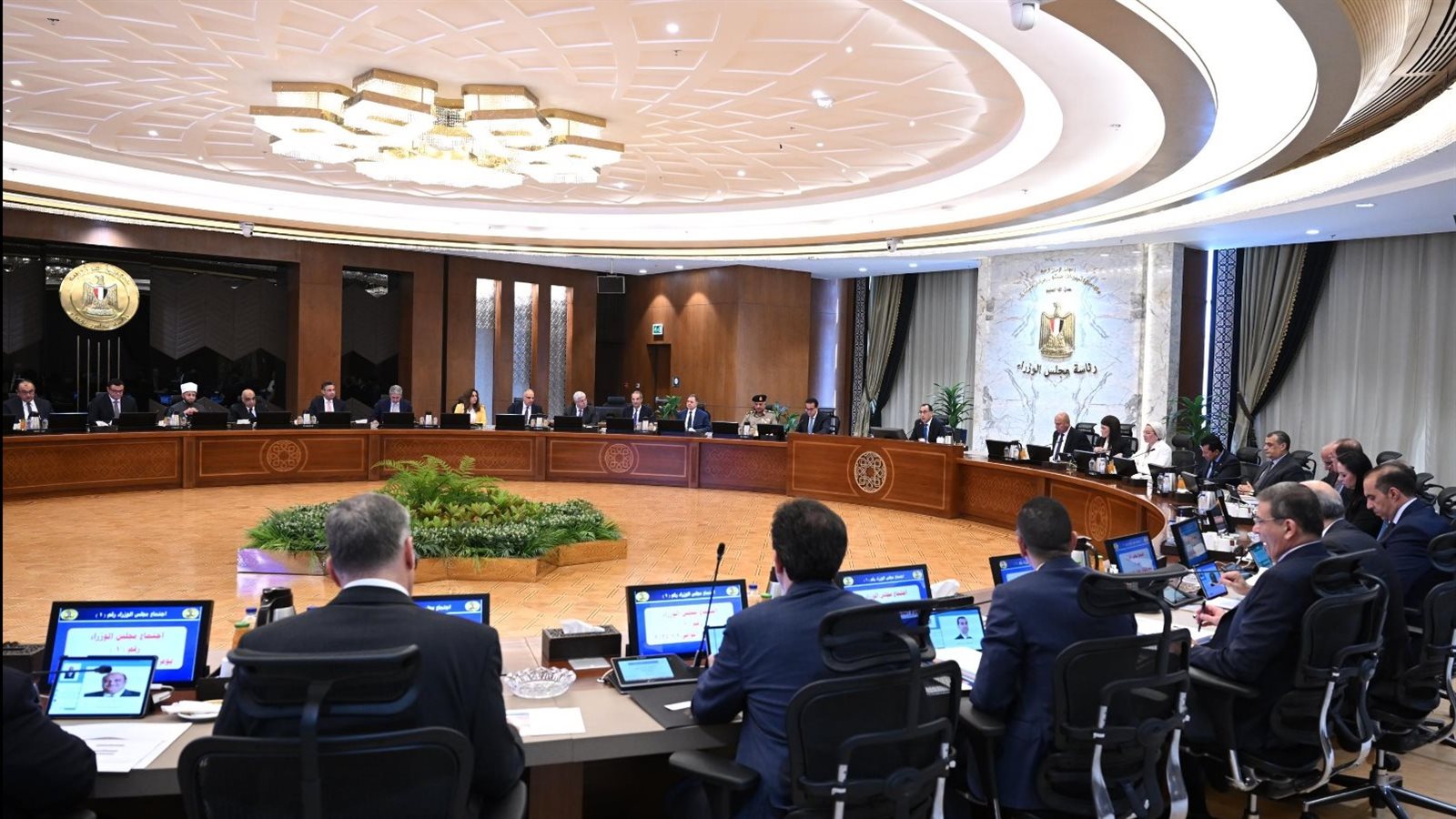 مجلس الوزراء يوافق على 5 مشروعات لاتفاقيات التزام بترولية