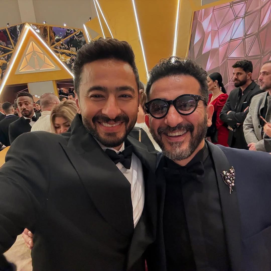لقطات مميزة جمعت نجوم الفن في حفل جوائز Joy Awards