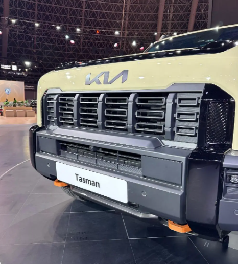 كيا تاسمان 2026 البيك أب تظهر لأول مرة