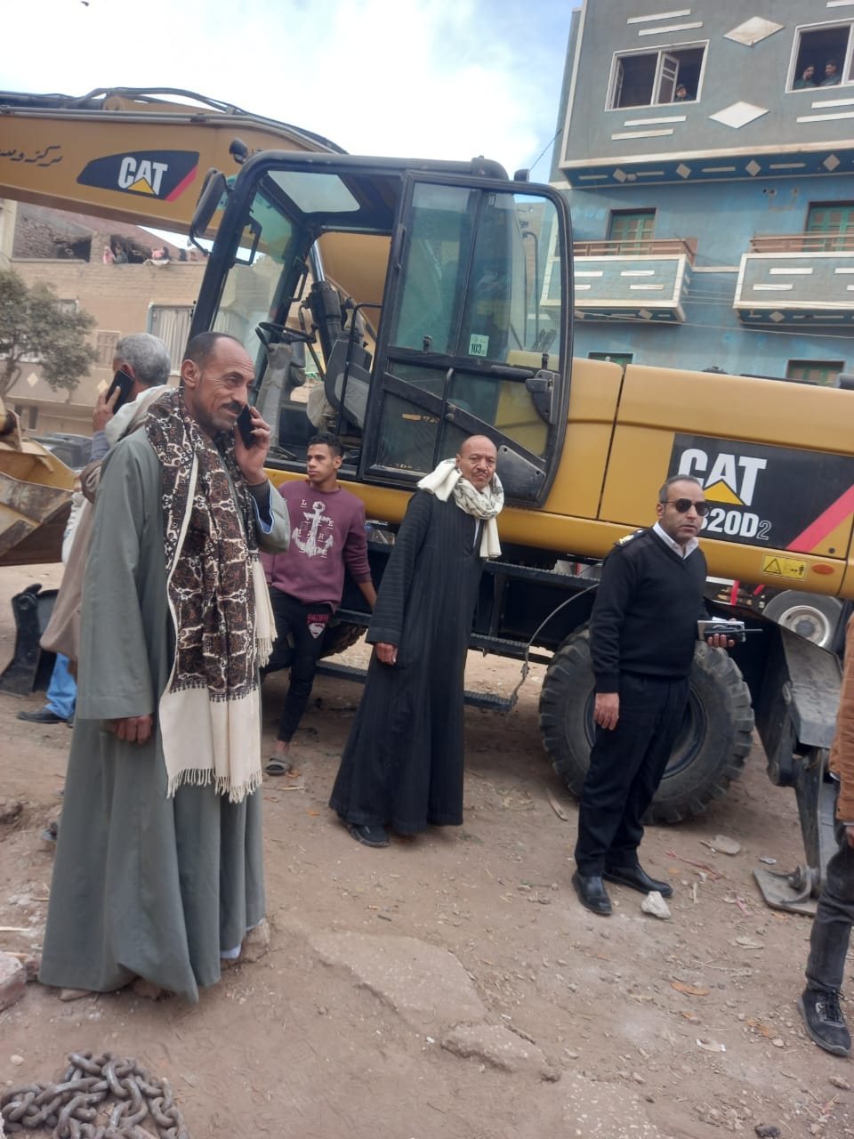 5 مصابين.. انتشال أخر المفقودين من أسفل أنقاض منزلي أسيوط المنهارين